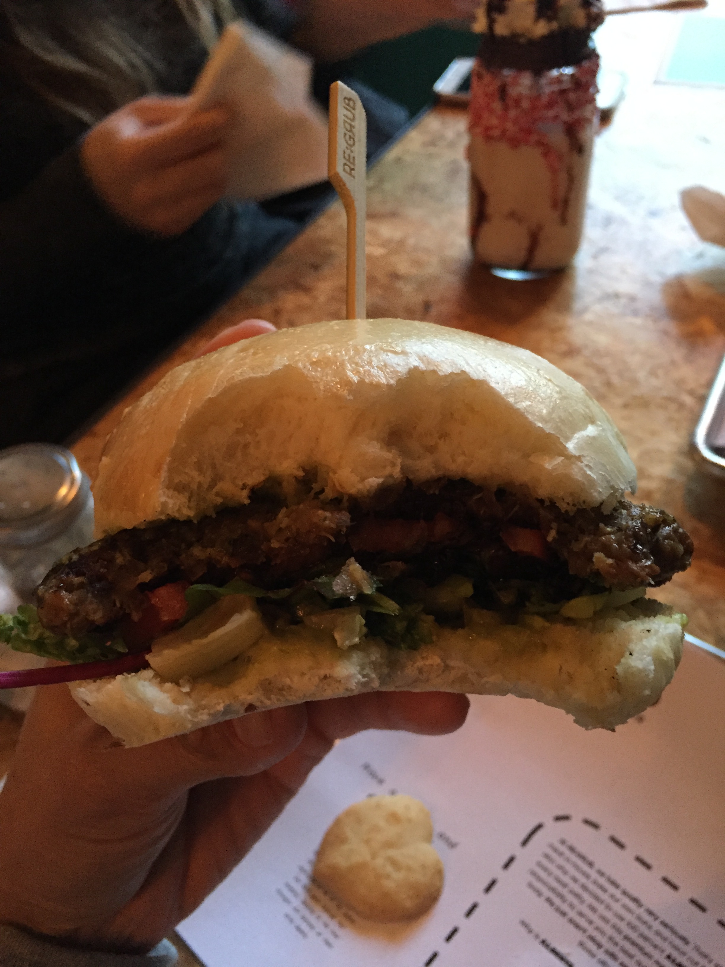 Burgers and (over-the-top) Milkshakes at REGRUB | JOMAMA EATS